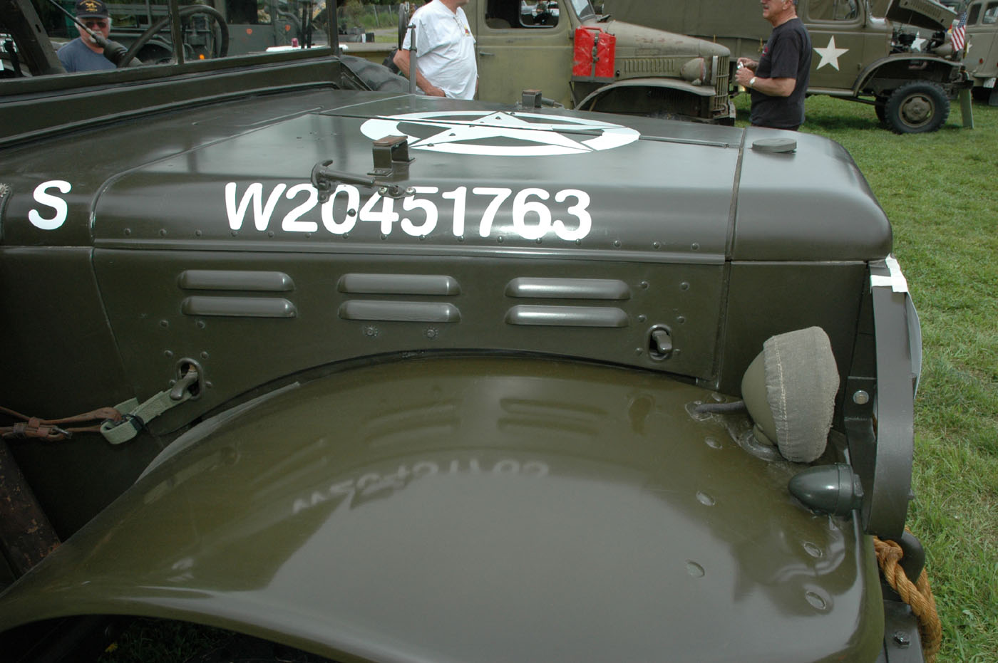 TOADMAN'S TANK PICTURES 1943 WC-56 3/4 TON 4X4 COMMAND CAR PAGE 2