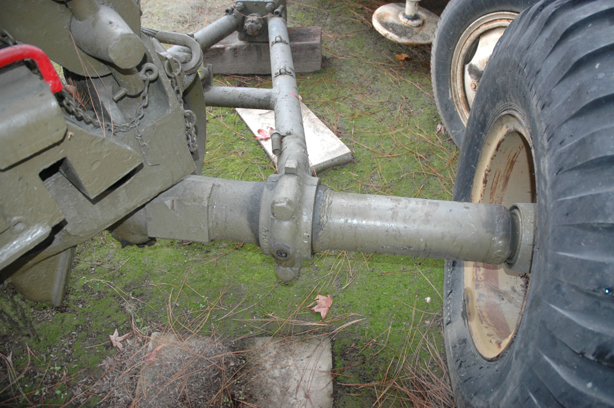 TOADMAN'S TANK PICTURES 8 INCH HOWITZER M1 M115 PAGE 1