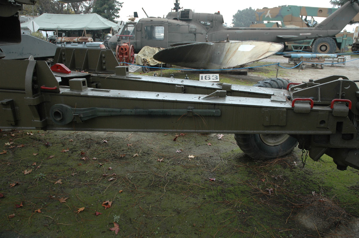 TOADMAN'S TANK PICTURES 8 INCH HOWITZER M1 M115 PAGE 1