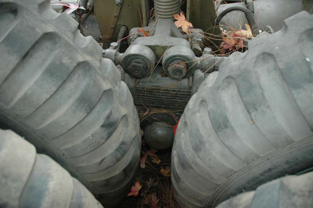 TOADMAN'S TANK PICTURES 8 INCH HOWITZER M1 M115 PAGE 1