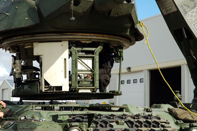 TOADMAN'S TANK PICTURES LEOPARD C-2