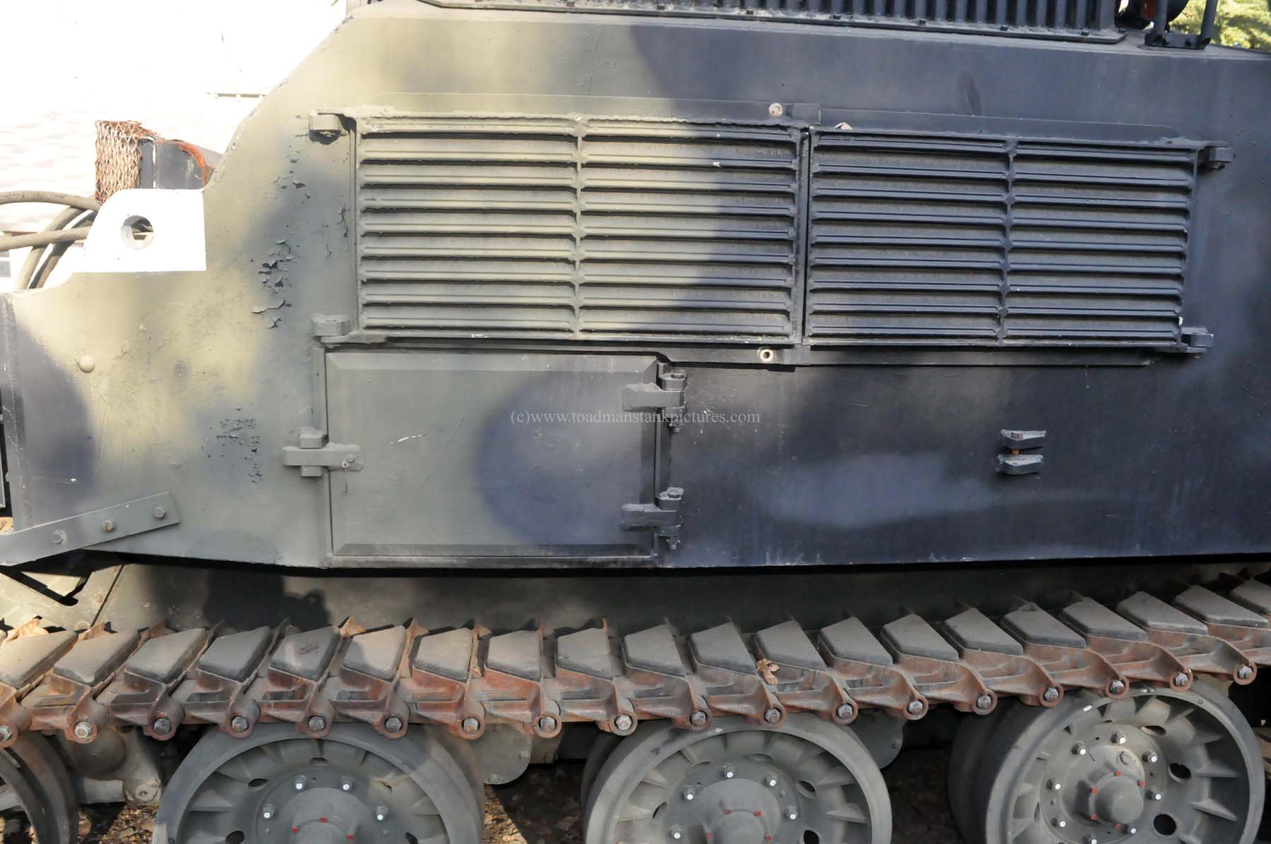 TOADMAN'S TANK PICTURES FV180 CET