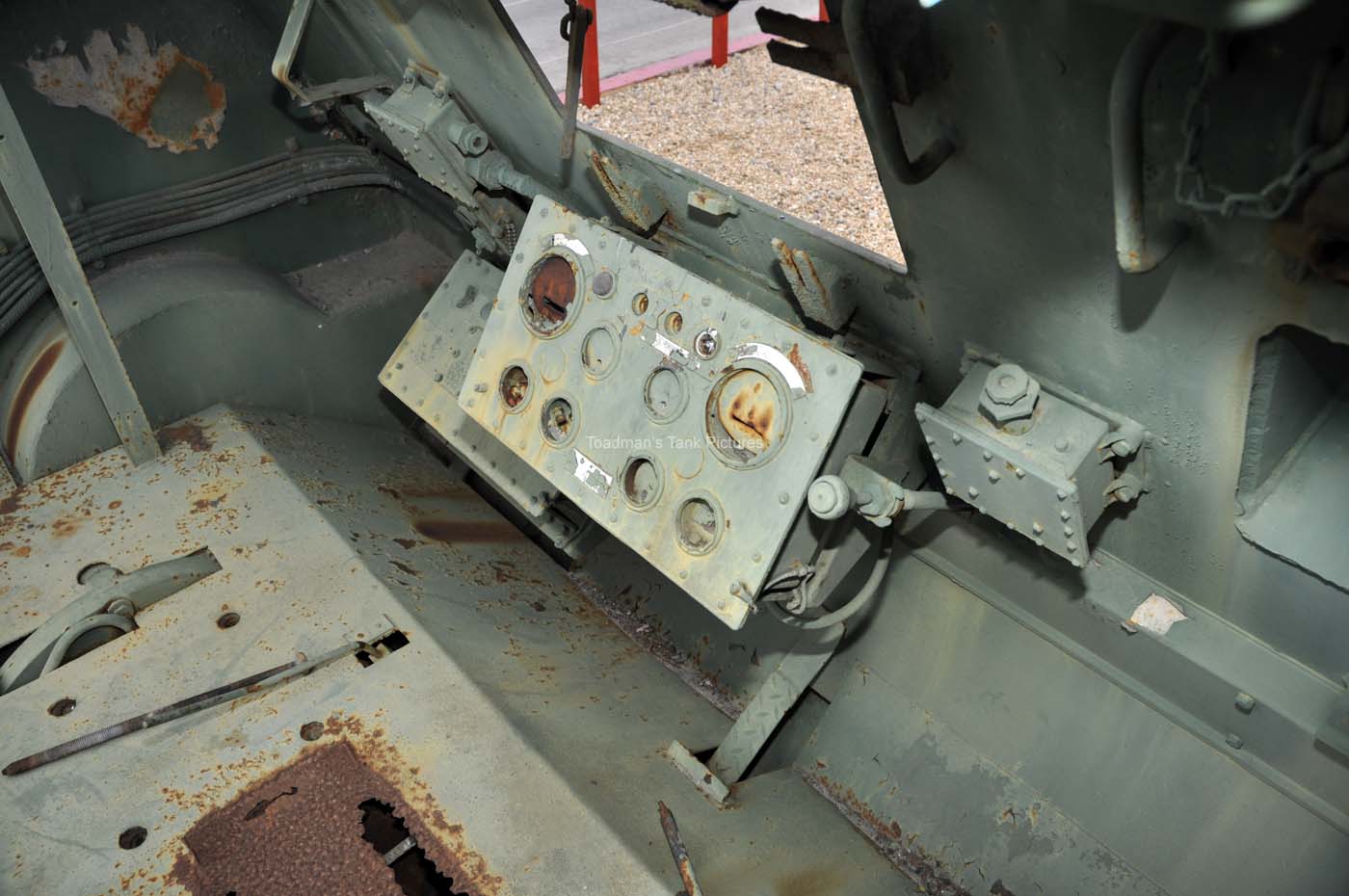 TOADMAN'S TANK PICTURES LVT3