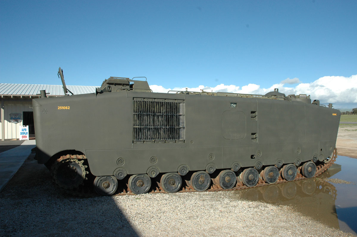 TOADMAN'S TANK PICTURES LVTP5A1