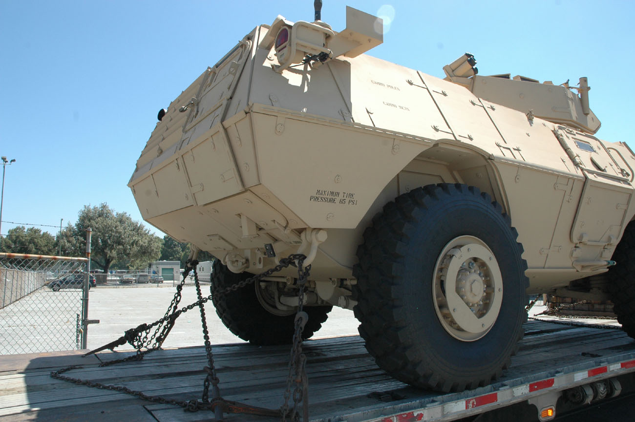 TOADMAN'S TANK PICTURES M1117 #2