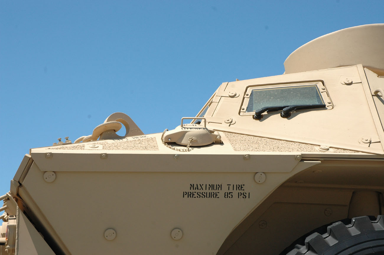 TOADMAN'S TANK PICTURES M1117 #2