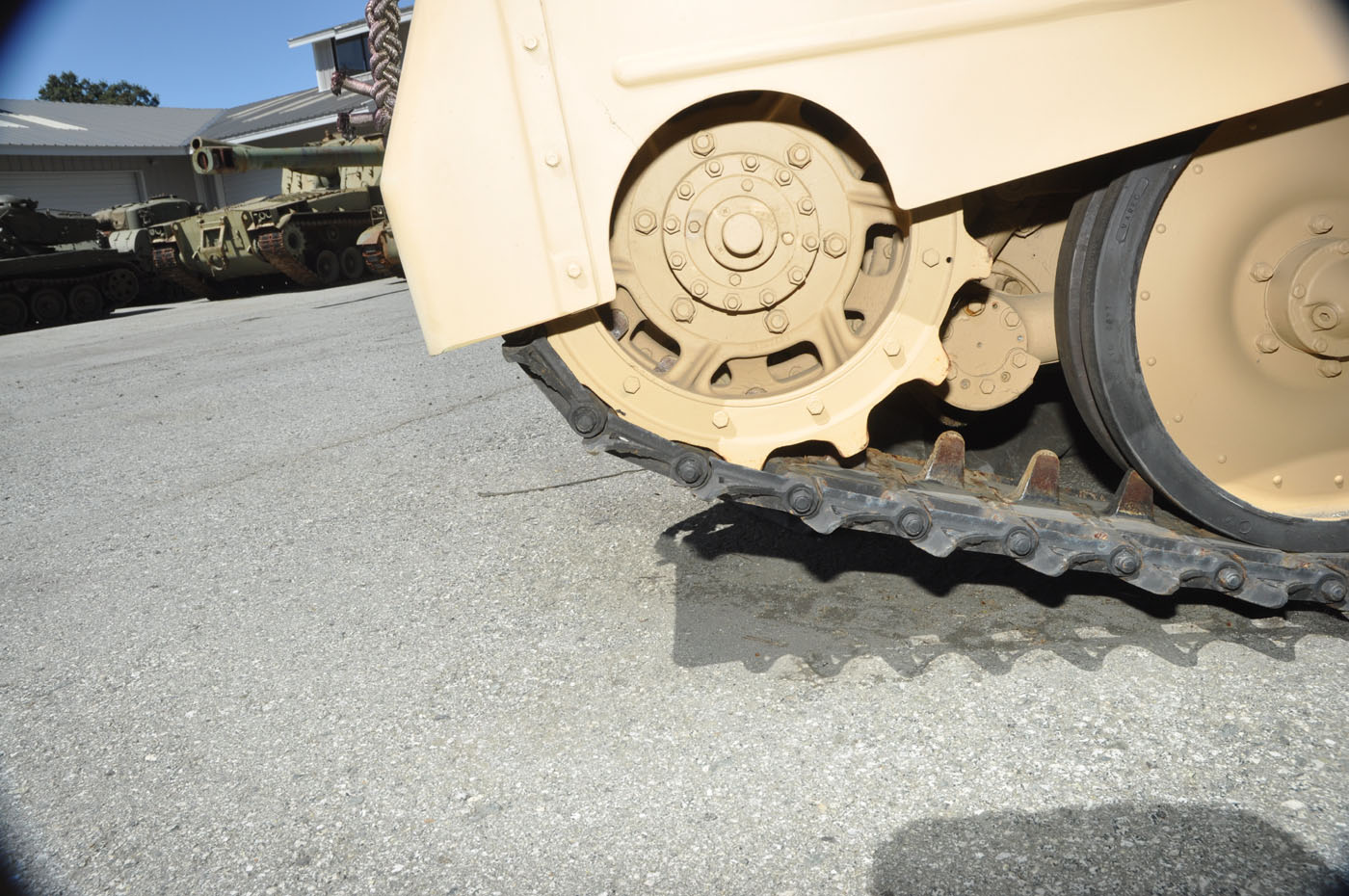 TOADMAN'S TANK PICTURES FV106 SAMSON