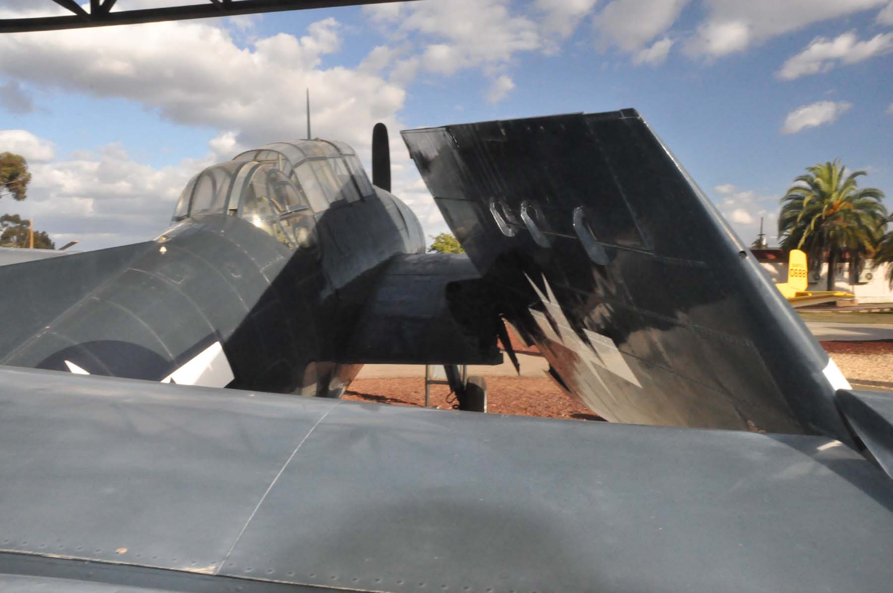 TOADMAN'S TANK PICTURES TBM-3E AVENGER